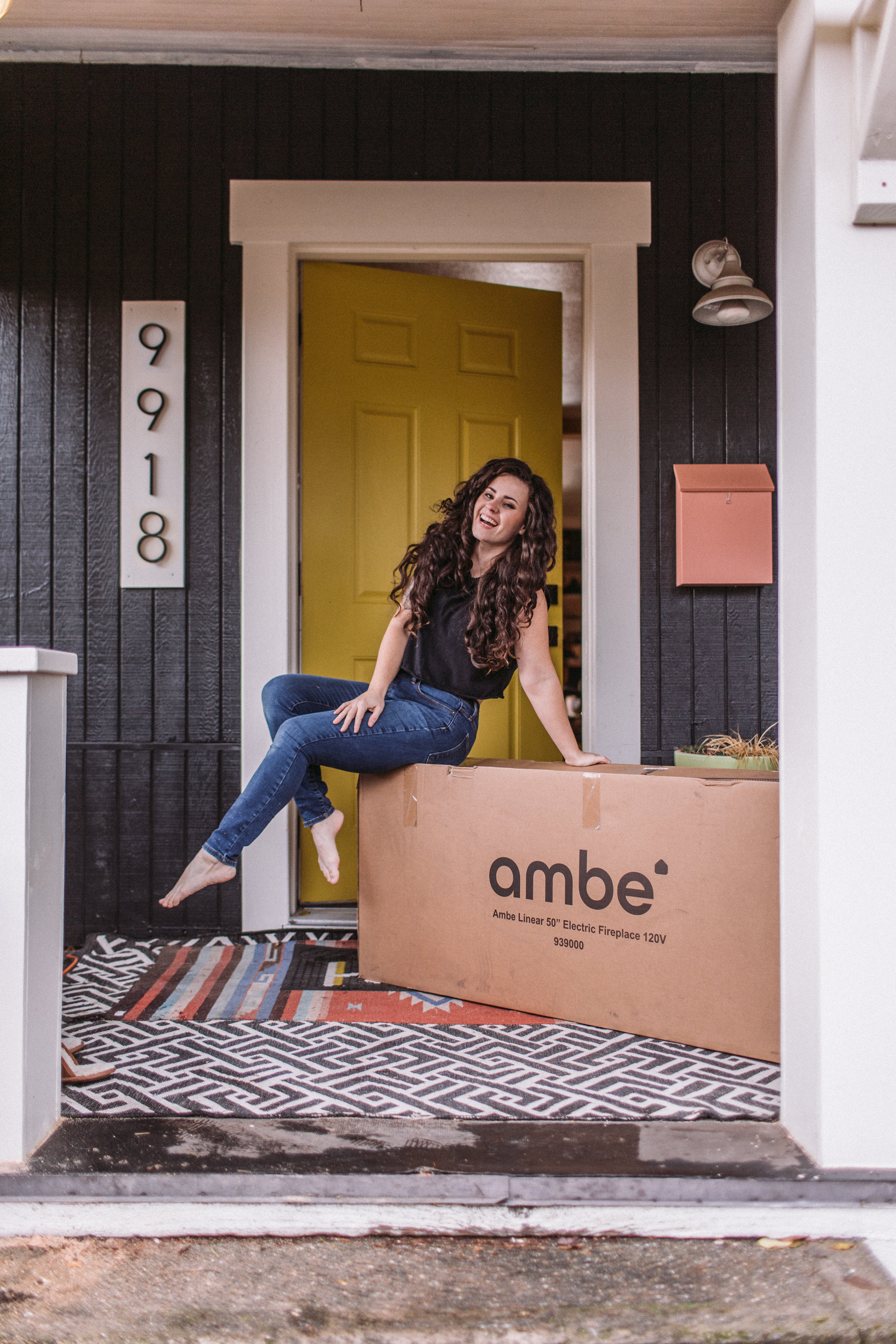 WATCH: Liz Morrow's DIY Linear50 Fireplace Build – Ambe Fireplaces